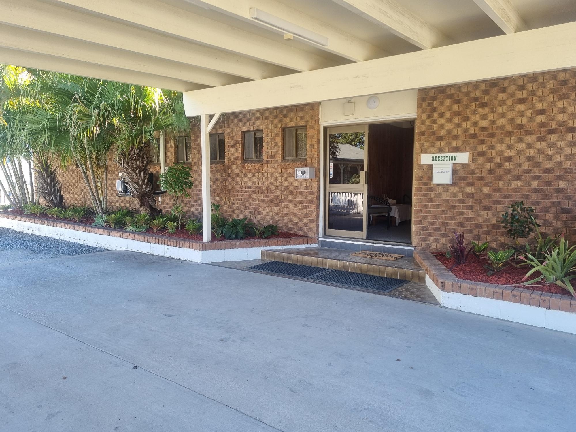 Koorawatha Homestead Motel:Home