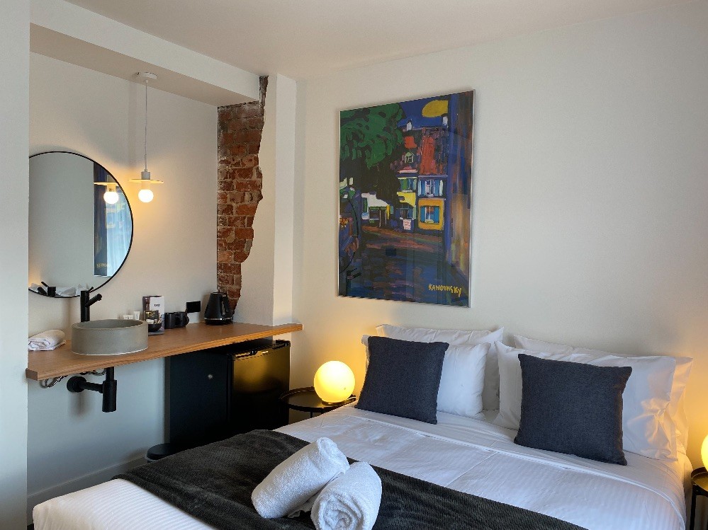 Bookings247: The Astor Hotel/Motel