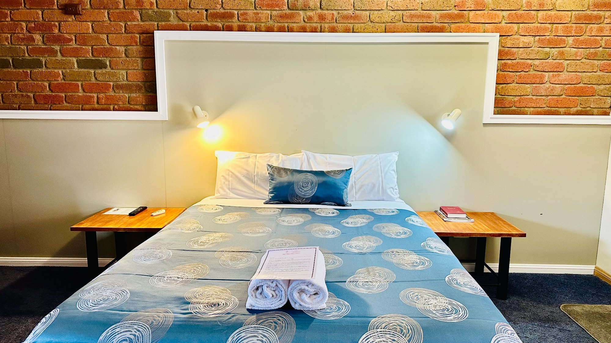 Early Australian Motor Inn:Home