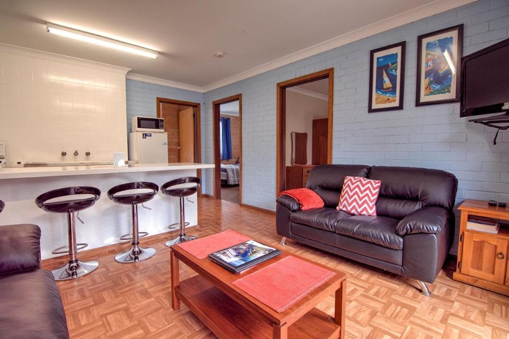 Bookings247: Emu Beach Chalets