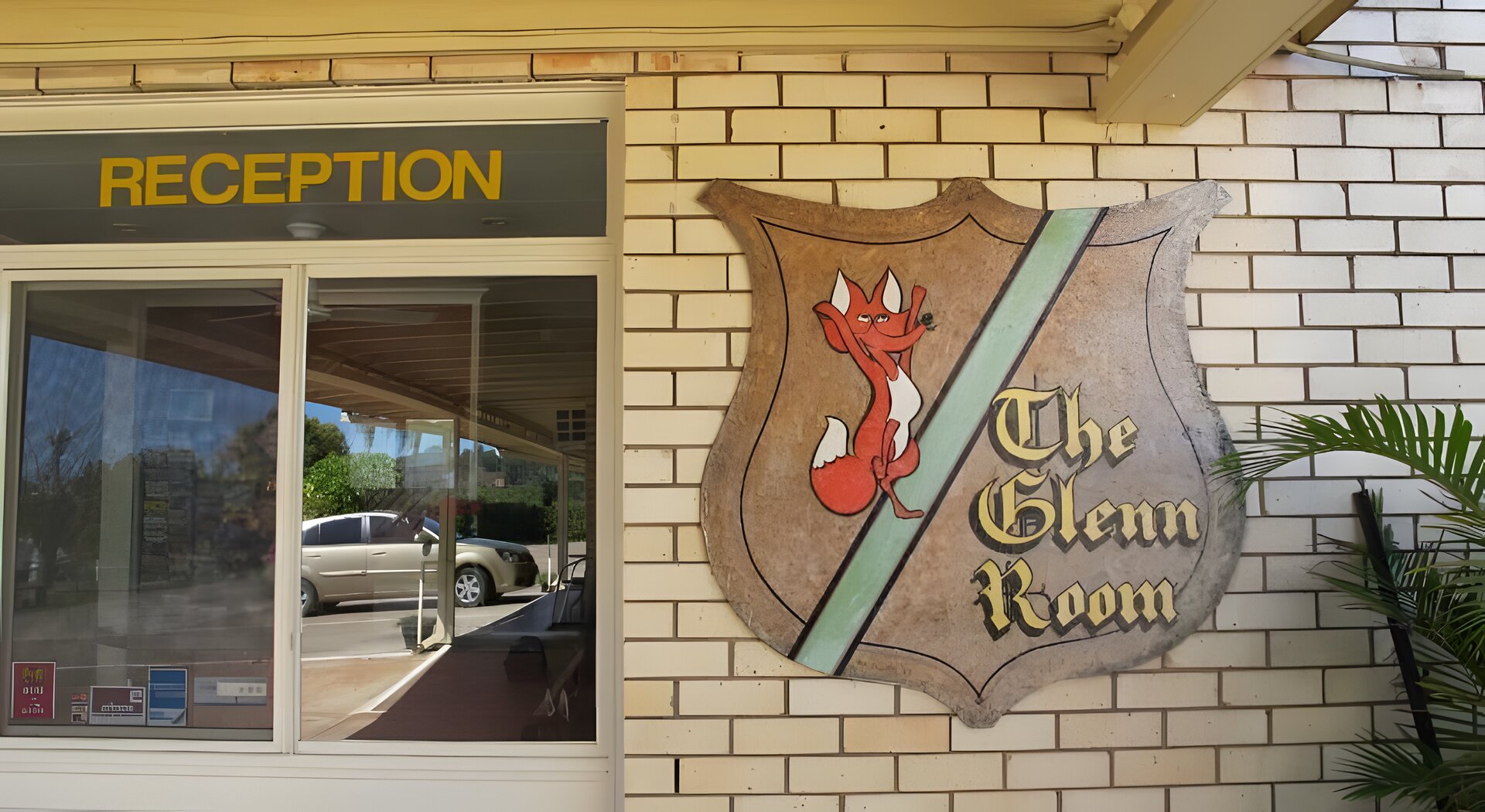 Fox Glenn Motor Inn:Home